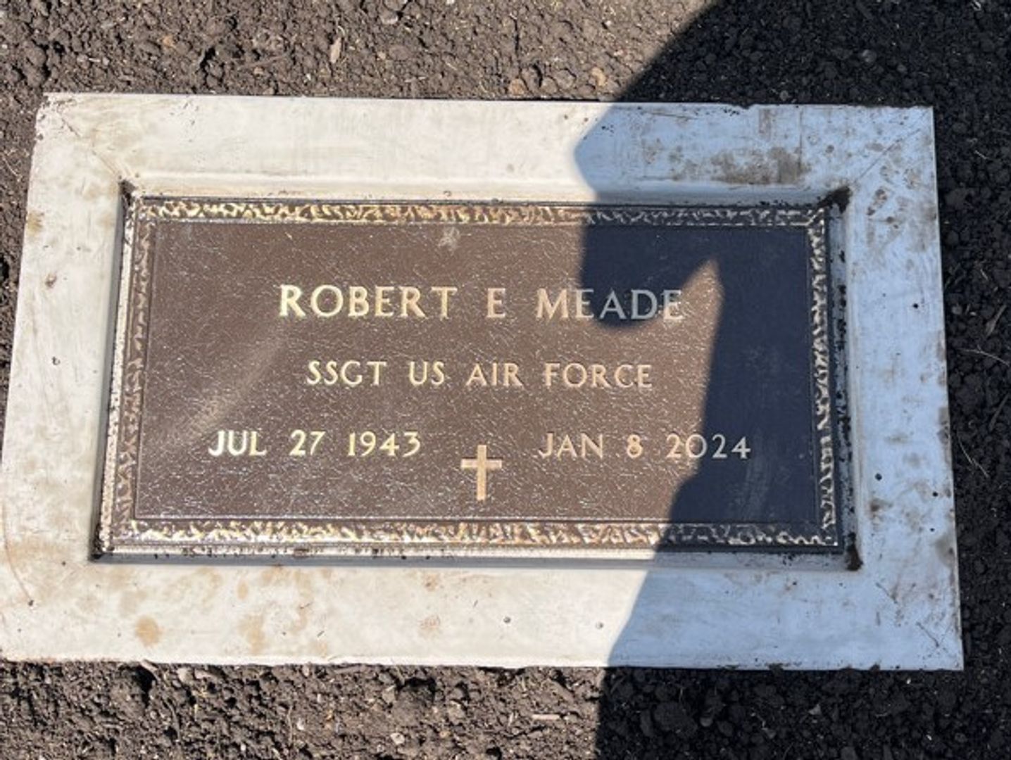 Robert E. "Bob" Meade (1943 - 2024) / Woodlawn Cemetery