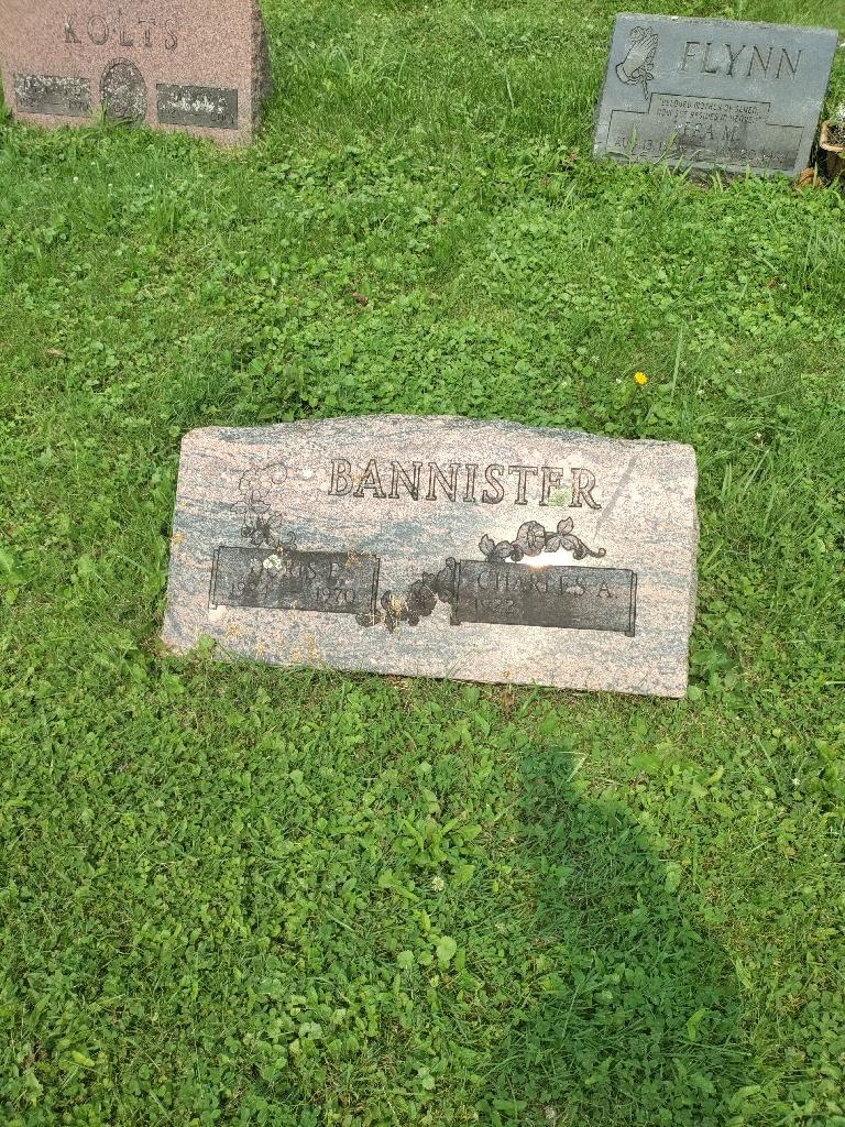 Charles A. Bannister (1922) / Woodlawn Cemetery